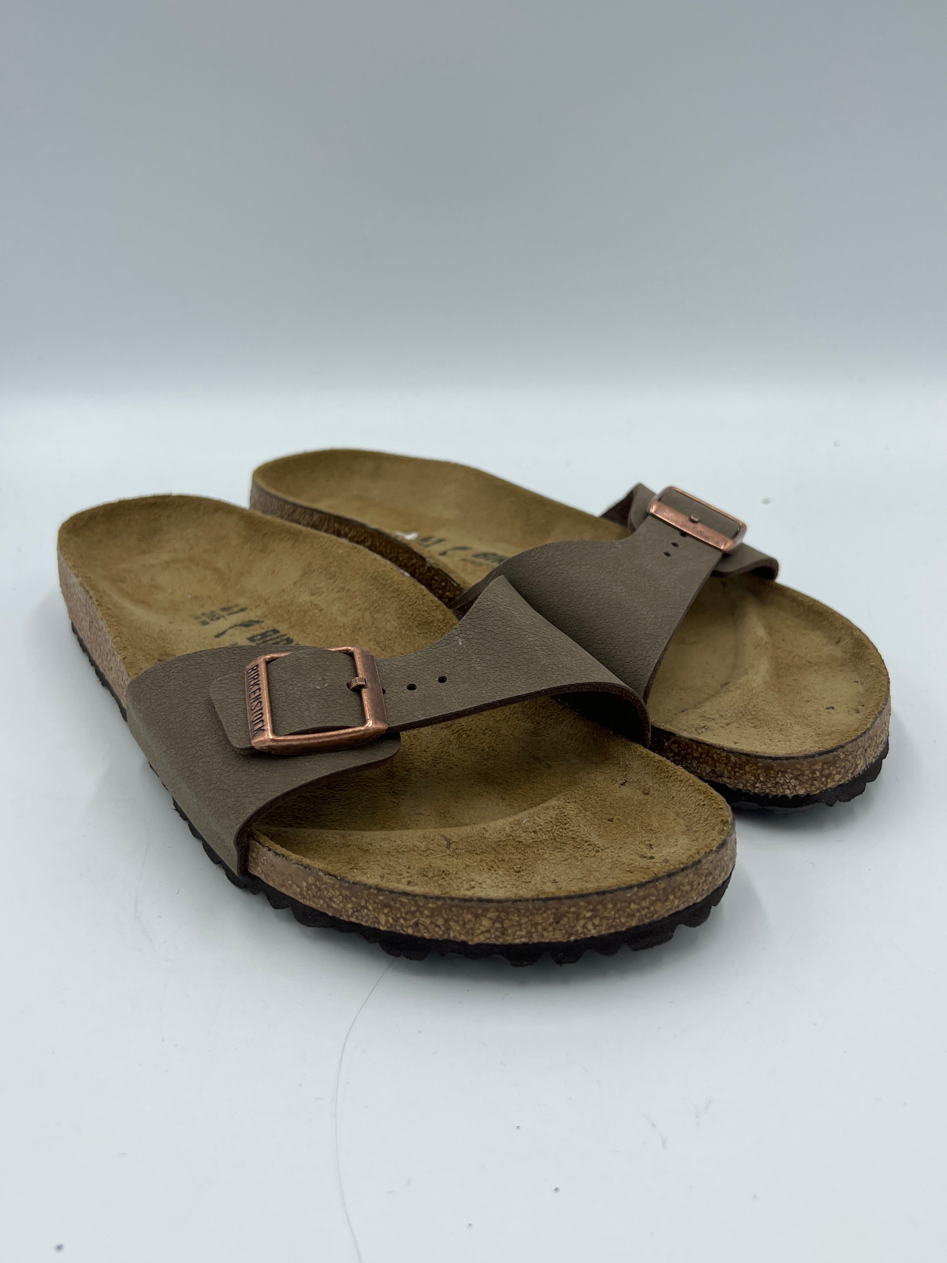 Shoes – Clothes Mentor St Louis SoCo MO #204